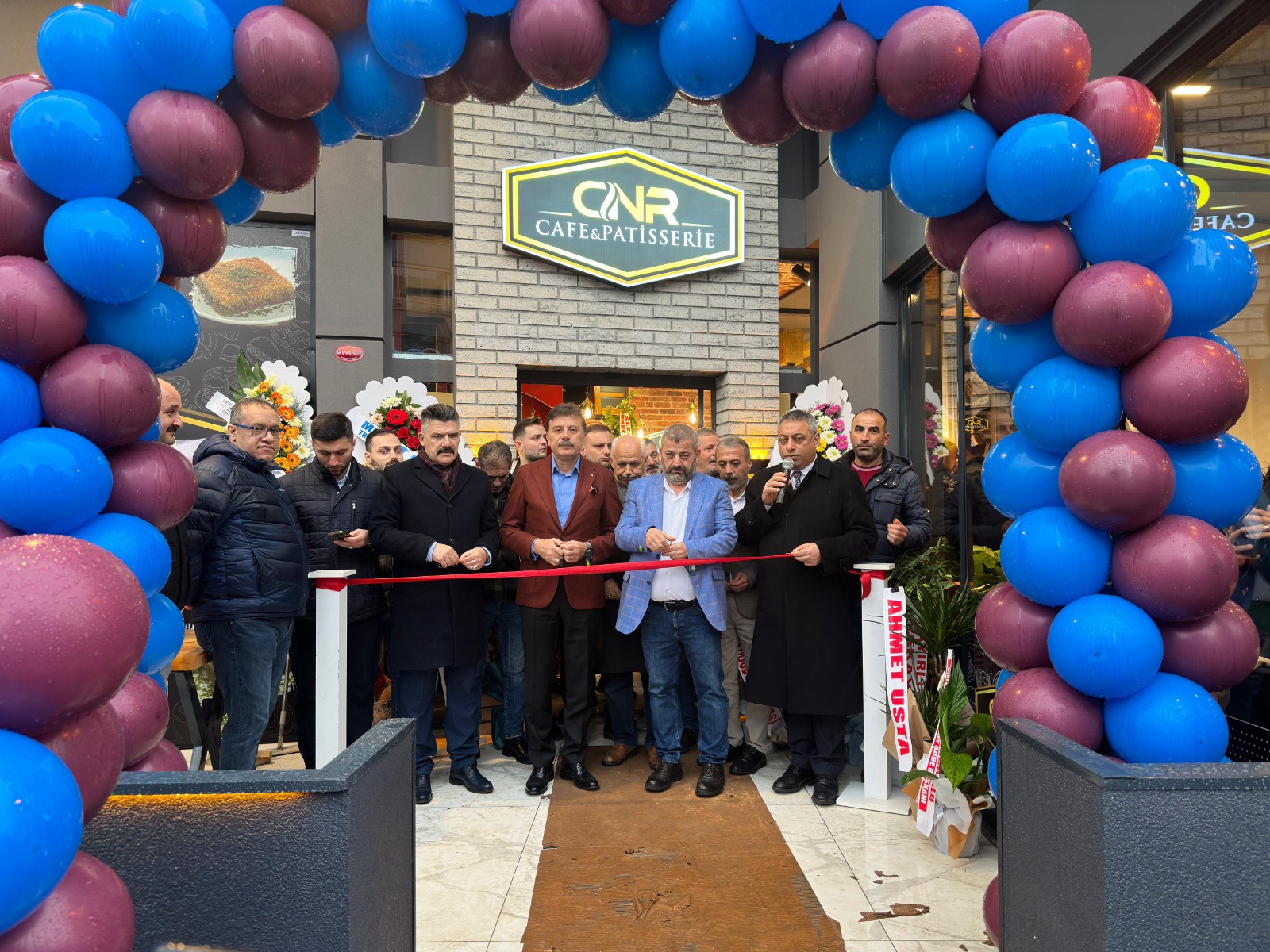 Cnr Cafe Patisserie Hizmete Açıldı - Taka Gazete - Trabzon Haber ...