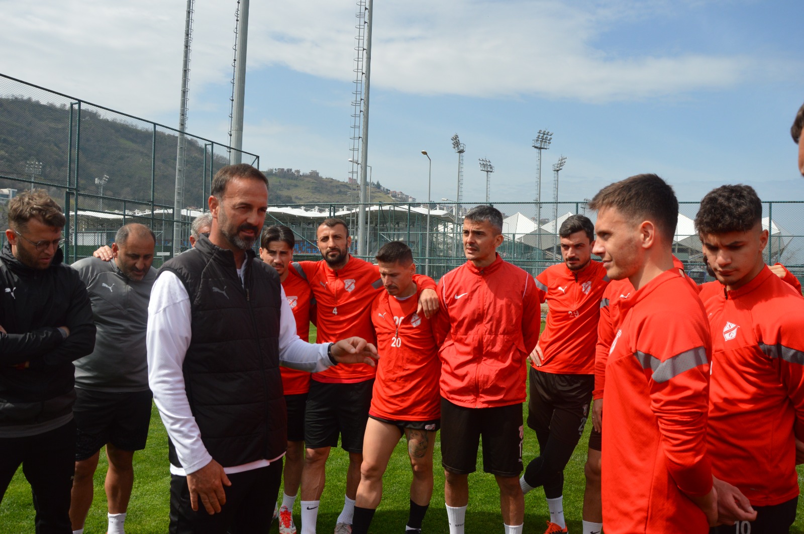 Sebat Gençlikspor, yarın oynayacağı müsabakada galibiyetten başka bir ...