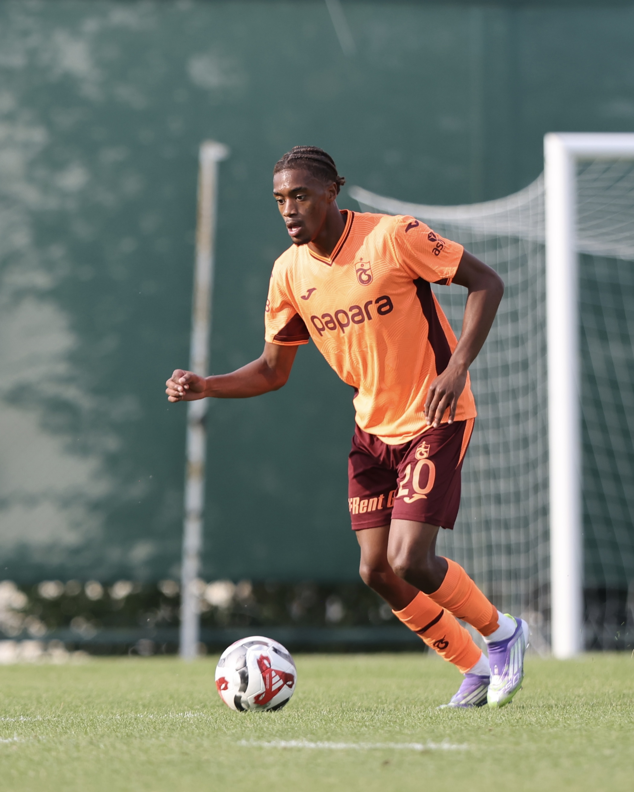 Trabzonspor’dan Kamp Maçında Güç Gösterisi! Zob Ahan Karşısında Göz ...